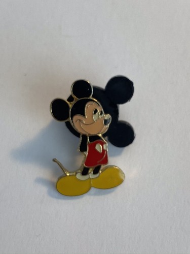 DLRP Mickey Mouse Hands Behind His Back, Looking Up Disney Pin (B0) | eBay