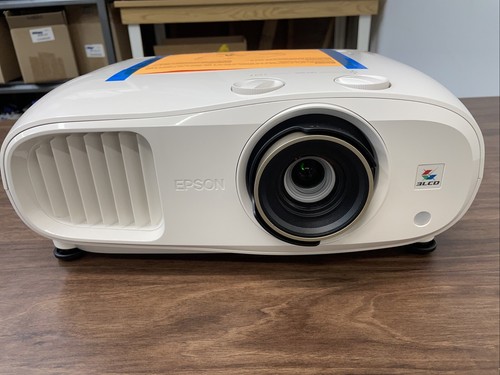 Epson Home Cinema 3800 HDR Pixel-Shift 4K UHD 3LCD Projector - White ...