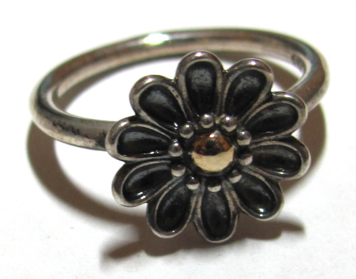 Genuine Pandora Two Tone Oopsie Daisy Flower Ring Si… - Gem