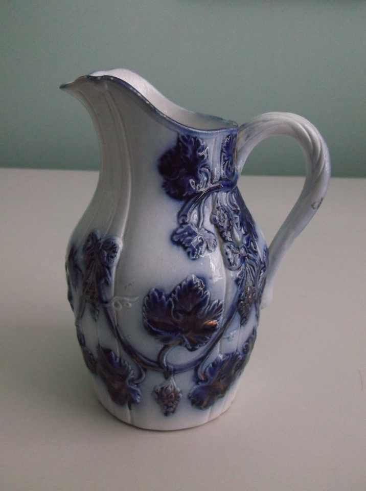 6" Flow Blue Grapes Grapevine Vintage / Antique Pottery Pitcher see ...
