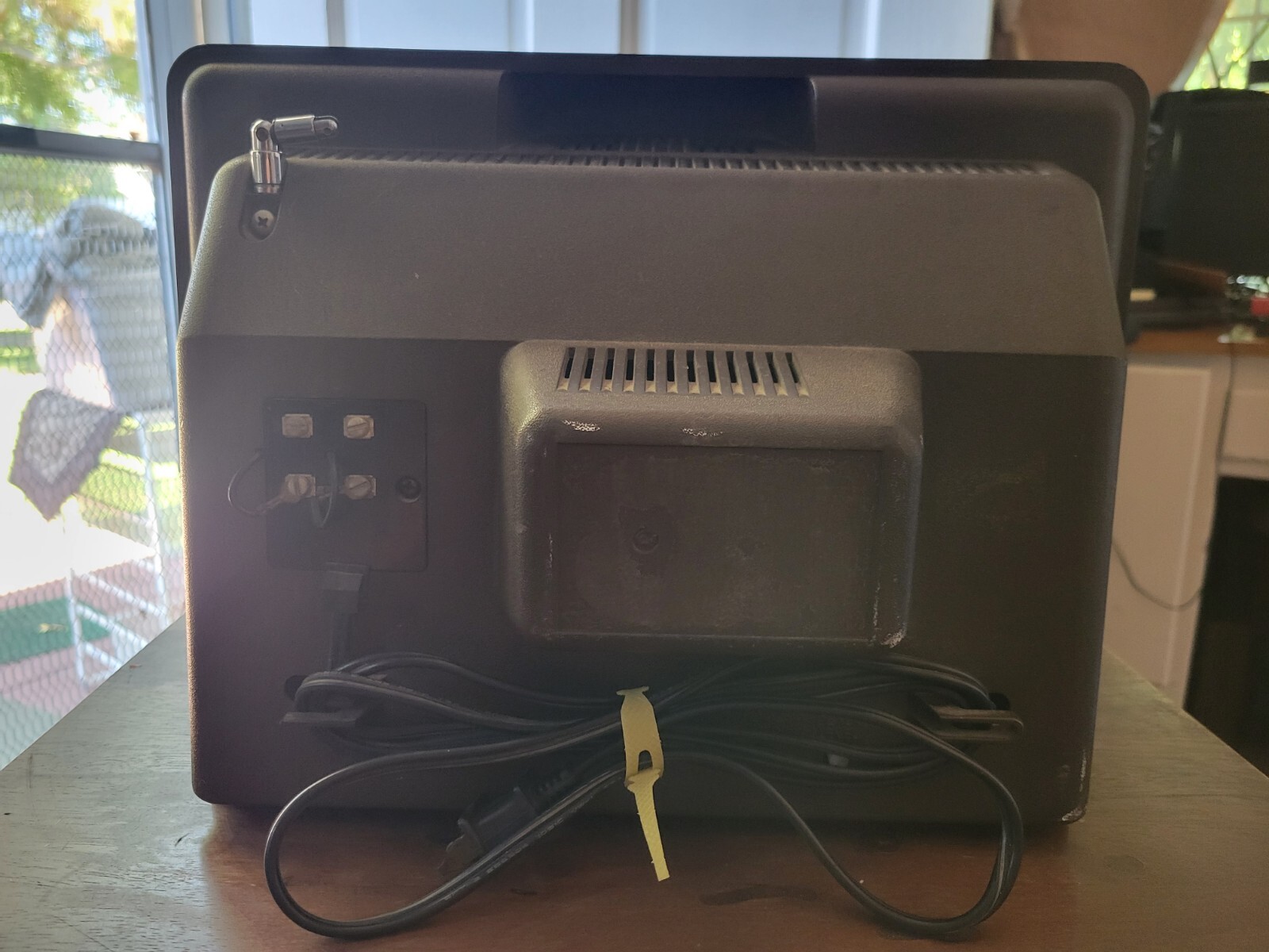 Zenith TV 13" Tube Television Retro Flip Knobs Vintage Working Black ...