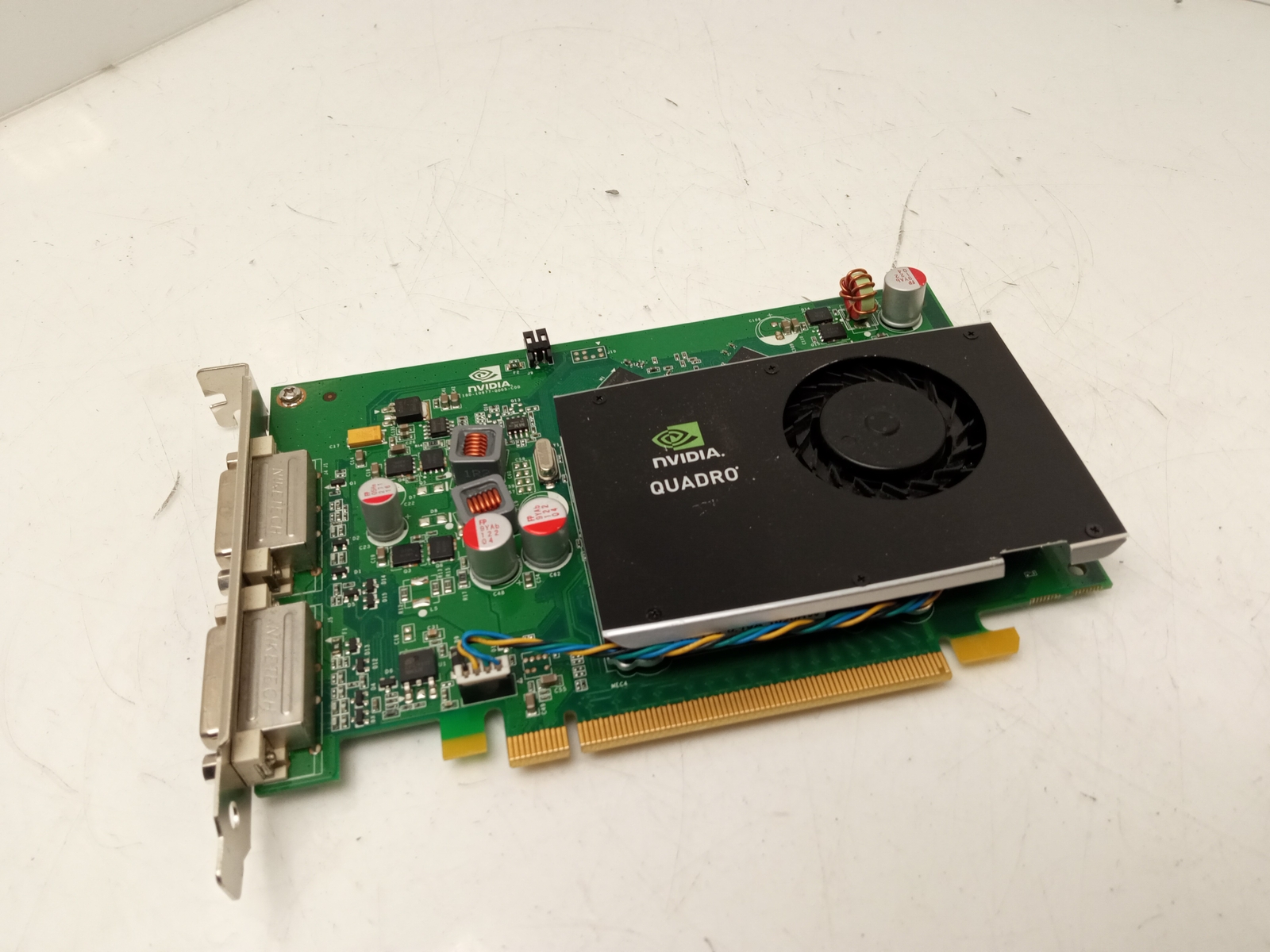 NVIDIA Quadro FX 380 256MB GDDR3 PCI-E Video Graphics Card 508282-001 ...