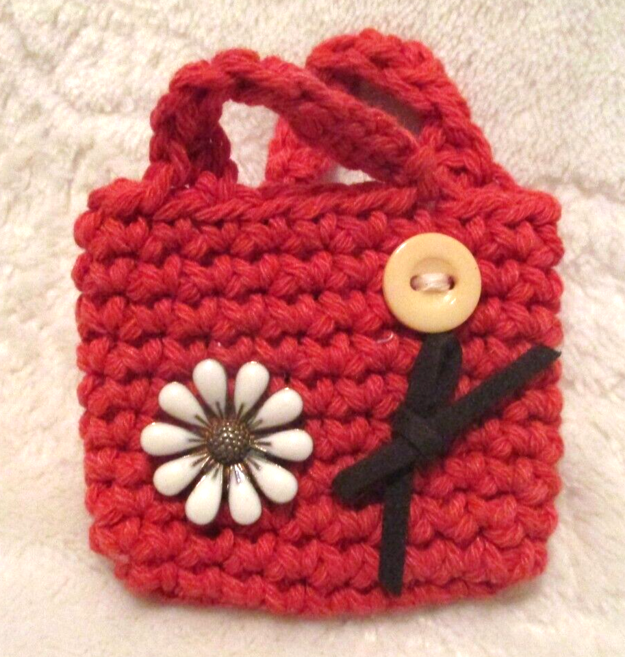 Vintage~Knitted~Crocheted~Red Brooch~Purse Shaped~2.75" x 2.25" | eBay