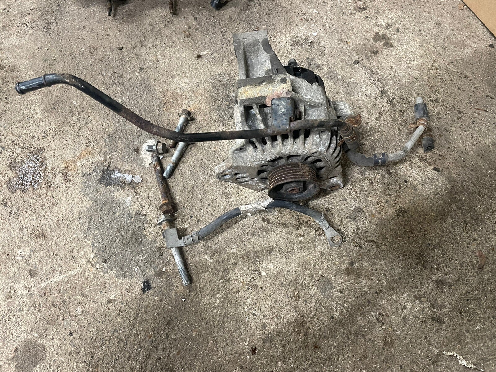 2000-2005 Cadillac Seville/Deville 4.6L V8 Northstar Engine Alternator ...