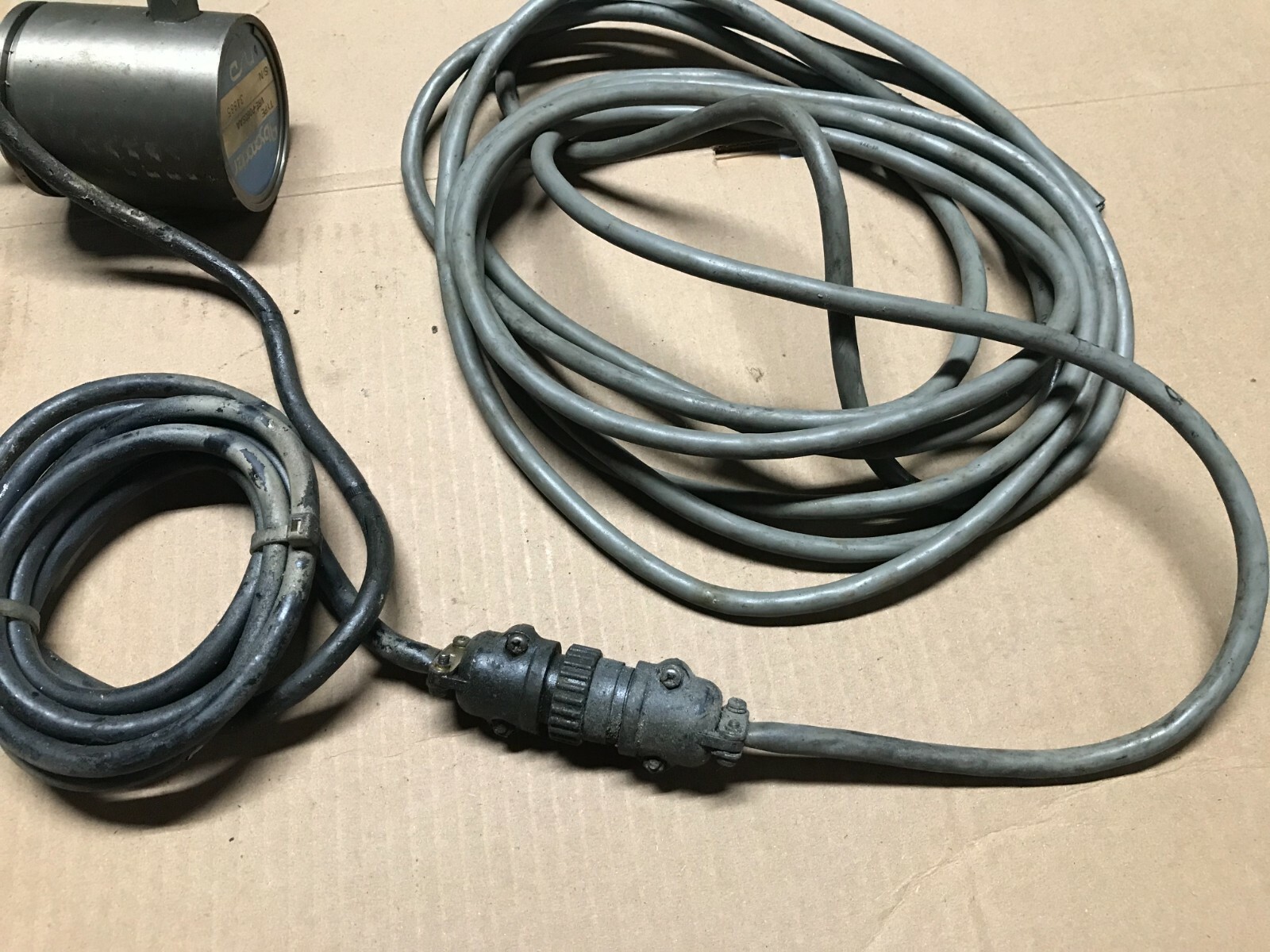 NSD Corporation Absocoder VRE-P060SAA rotary encoder with extension ...