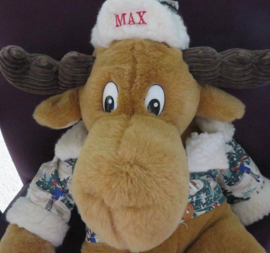 Vtg 21" MAX Stuffed Plush MOOSE Toy Commonwealth Winter Ski Print Cabin ...