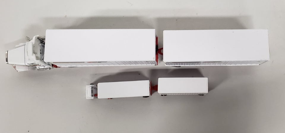 TWO TONKIN FREIGHTLINER CF MOTOR FREIGHT TANDEM WHITE SEMI TRUCK ...