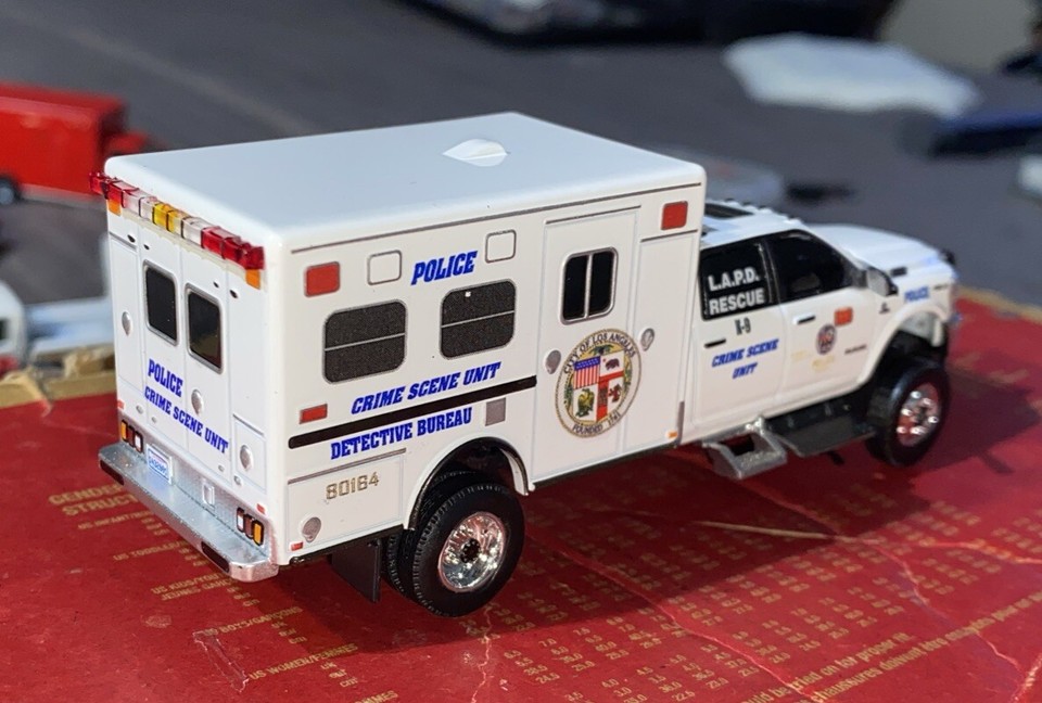 Kitbash 1/64 1-1 Custom WALK IN RESCUE Los Angeles Police Department ...