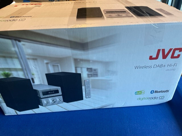 JVC UX-D752 Wireless Traditional DAB+ Bluetooth Hi-Fi System Silver ...