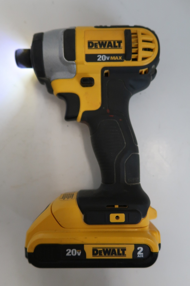 DeWALT DCF885 20V MAX 1/2" Cordless Impact Driver Kit | eBay