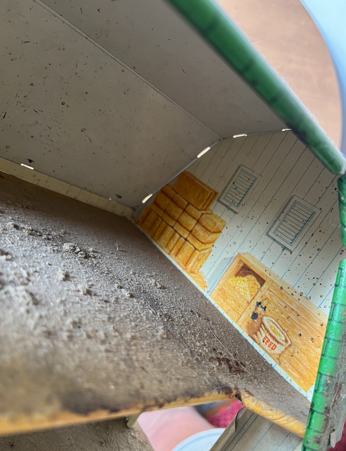 Vtg. Lazy-Day Farm Marx Tin Metal Litho Toy Barn 12"x 9 1/2" Toy w ...