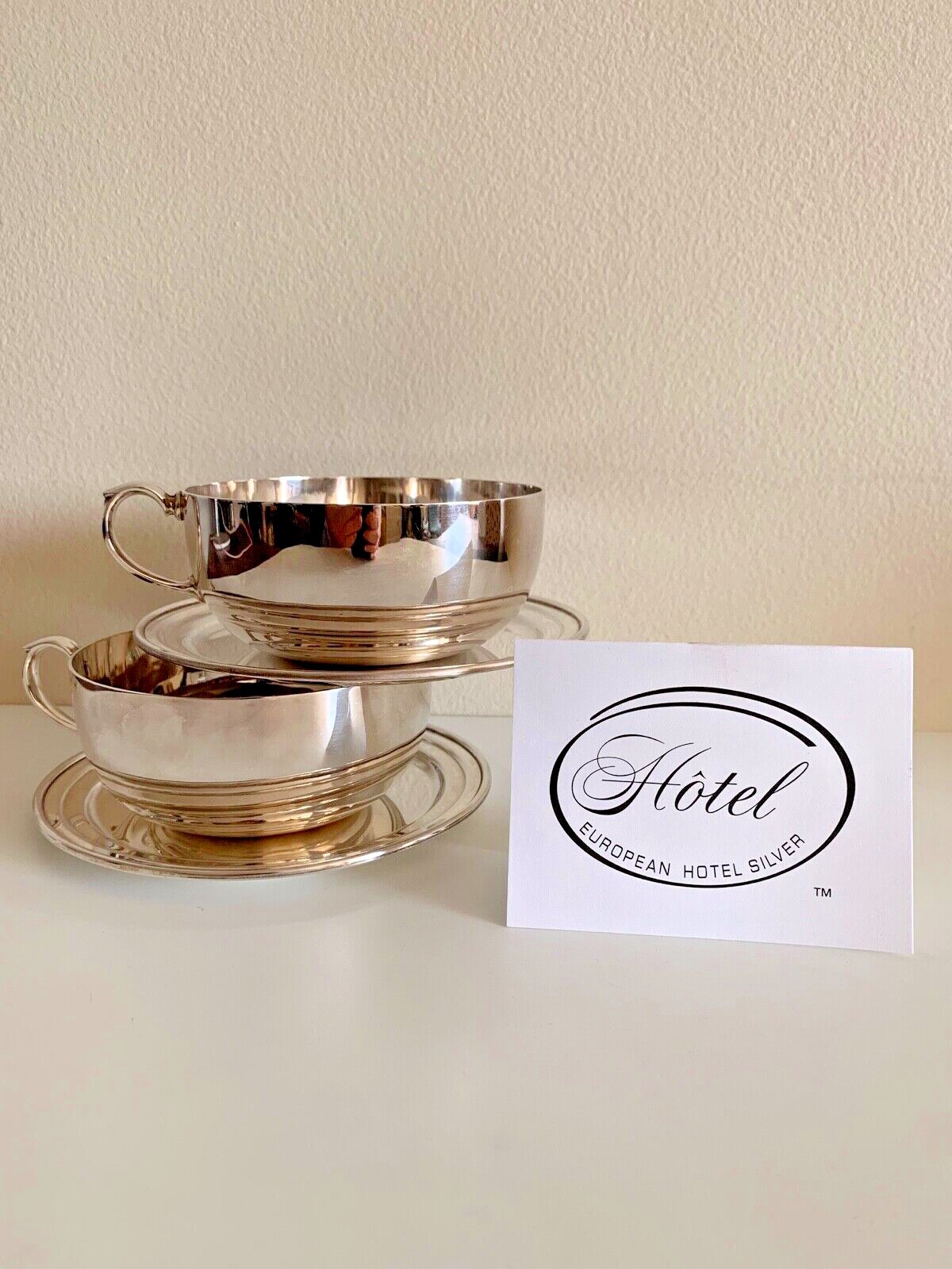 Hotel Silver Cups