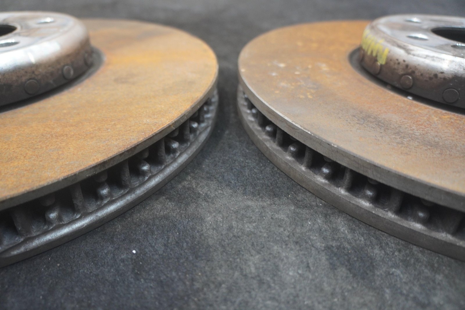 Set 2 Front Left Right Disc Brake Rotor 34116875283 BMW 840i G16 G14 ...