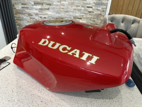 DUCATI 851 888 1994 FUEL TANK | eBay