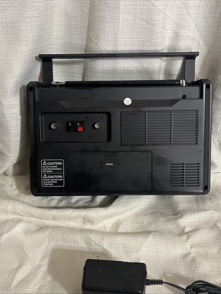 C Crane CC Radio SW AM/FM SW Portable Shortwave Radio Twin Coil Tested ...