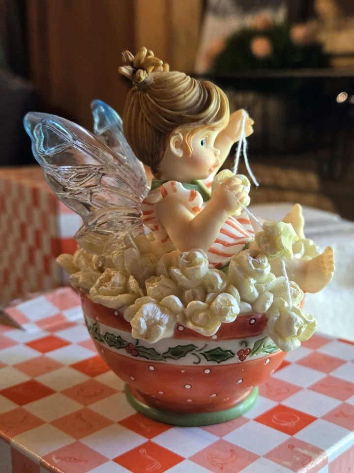 Enesco My Little Kitchen Fairies Stringing Popcorn Fairy Mint In Box ...