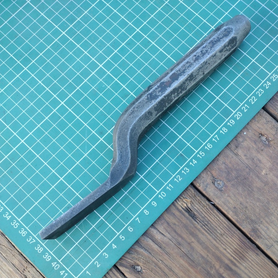 Monument Cast Iron Pipe Caulking Tool – Lead Joint Dresser – Plumbing ...