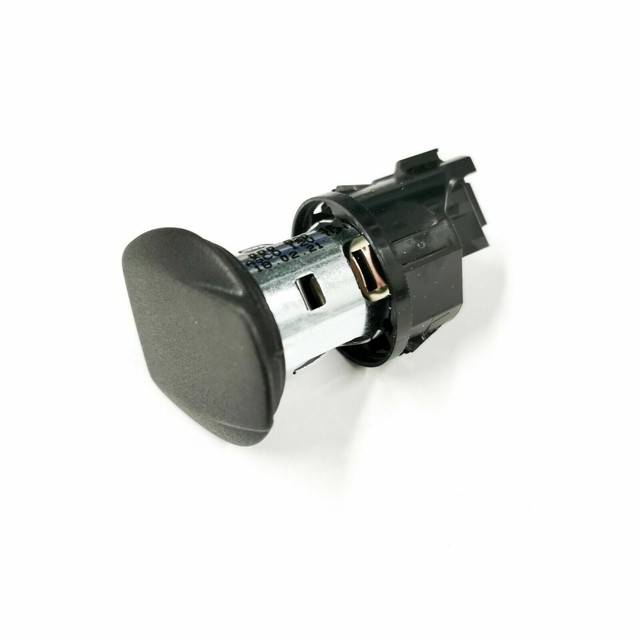 Genuine OEM MERCEDES BENZ 12v Outlet Socket 0008203251 for sale online ...