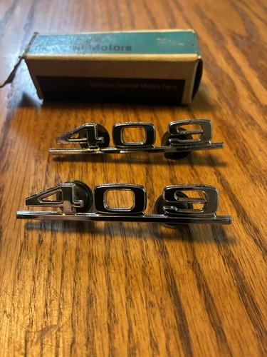 NOS 62 63 CHEVROLET 409 Front Fender Emblems Pair 1962 1963 IMPALA BEL ...