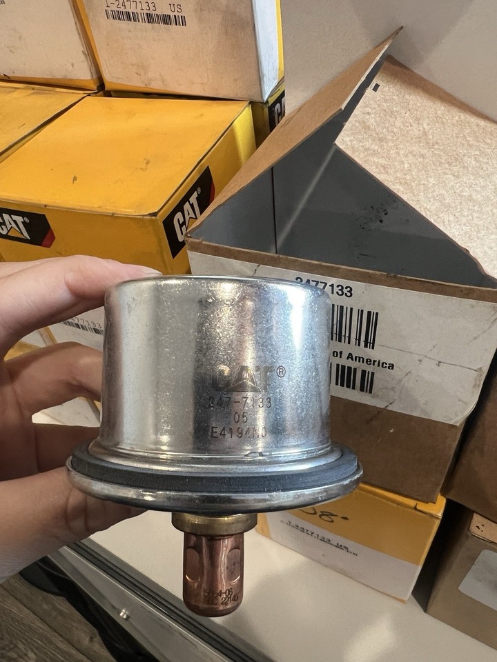 OEM CAT THERMOSTAT 2477133 (NEW- OLD STOCK) | eBay