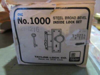 Vintage TAYLOR LOCK CO. No 1000 Steel Board Bevel Inside Lock Set keys ...