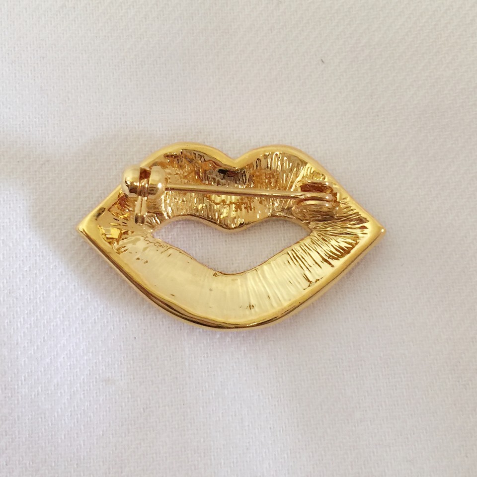New Red Gold Plated Lovely Sweet Makeup Mouth Lip Kiss Brooch Pin Gift ...