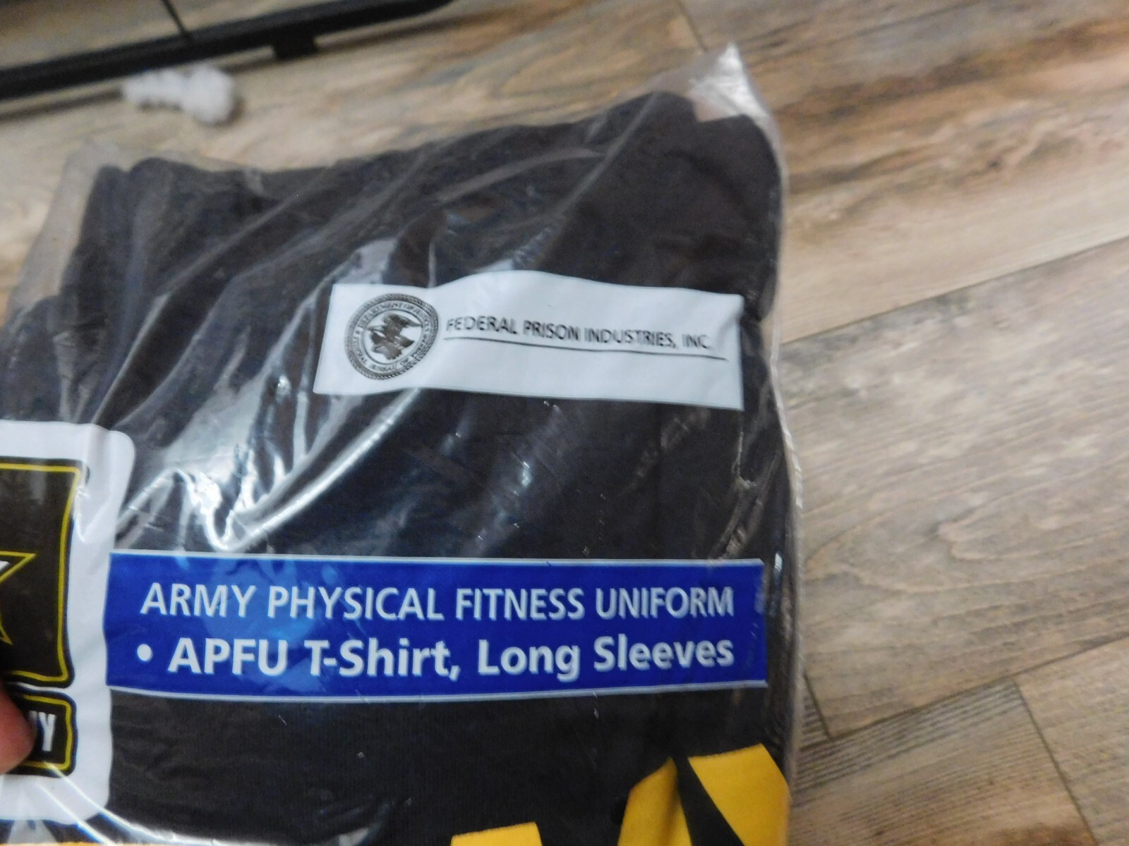 US ARMY APFU PT LONG SLEEVE SHIRT SIZE LARGE NEW | eBay