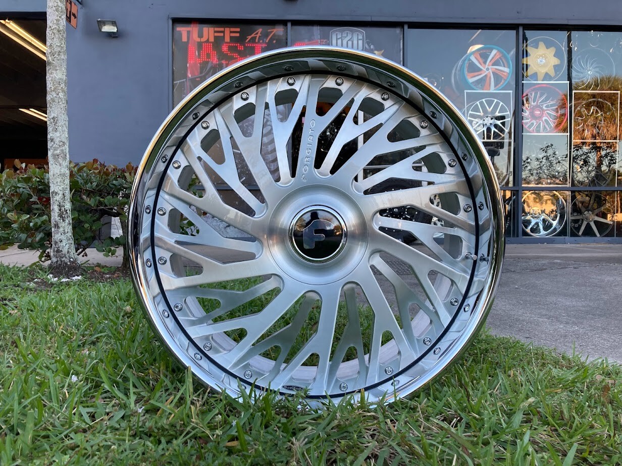 24" FORGIATO BIOFORCA XL FLOATING CAP BRUSHED CENTER CHROME LIP WHEELS ...