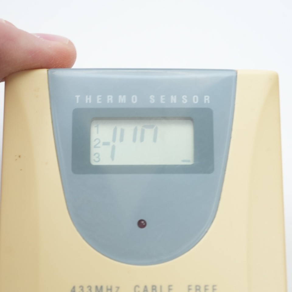 BAD DISPLAY Oregon Scientific THR138 Wireless Remote Sensor Multi ...