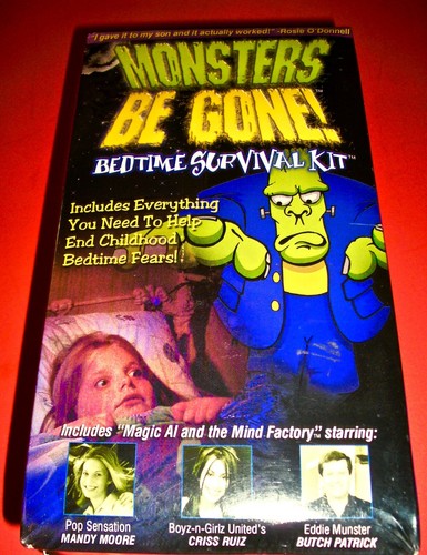 MONSTERS BE GONE! BEDTIME SURVIVAL KIT VINTAGE NOVELTY KIT w VHS VIDEO ...