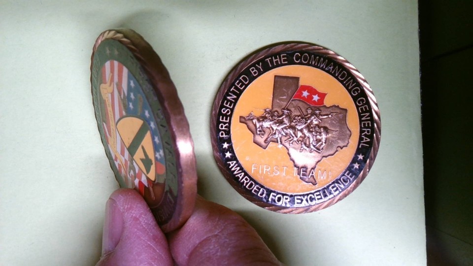 CHALLENGE COIN FIRST CAVALRY DIVISION FORT HOOD TEXAS COMMANDING 2 STAR ...