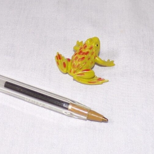 Miniature Dollhouse Fairy Garden Toy Frog Figurine Plastic Green Red ...