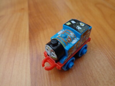 FISHER PRICE THOMAS & FRIENDS MINIS - BREAKFAST THOMAS PLASTIC ENGINE ...
