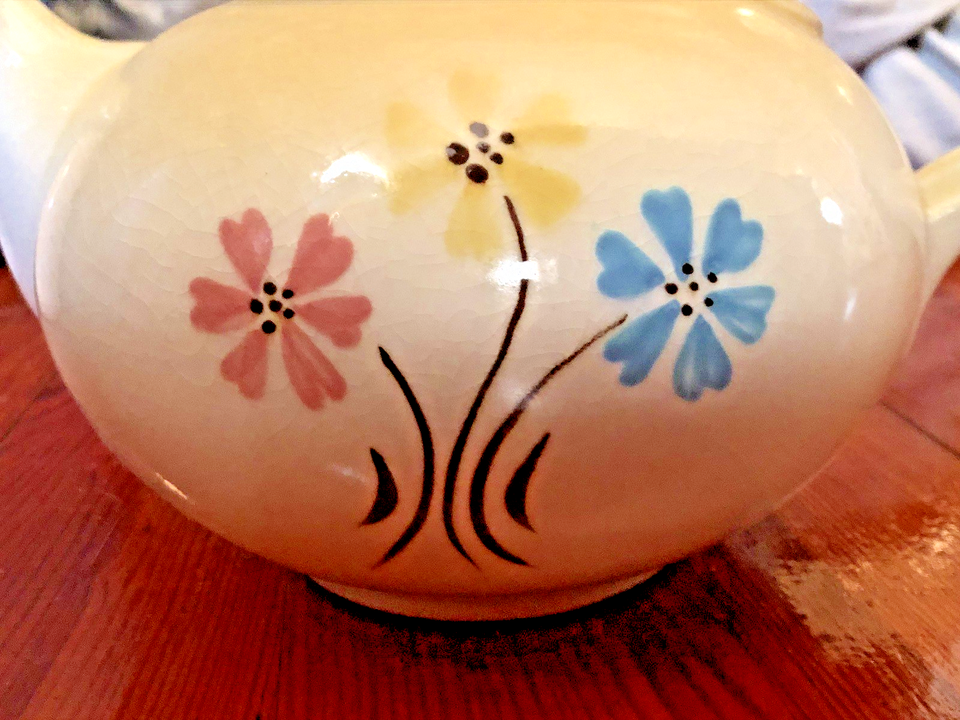 Hull Art Vintage Pottery Cinderella Tea Pot with Lid Pink Yellow And ...