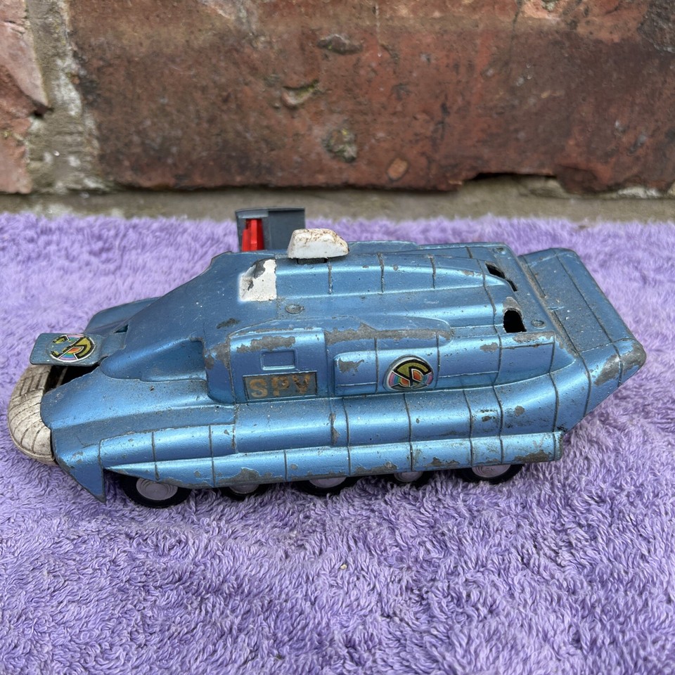 Dinky Captain Scarlet SPV - Spectrum Pursuit Vehicle No 104 / CORGI ...