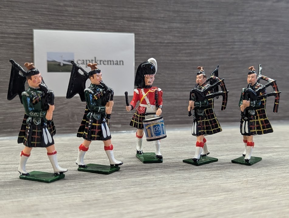 W Britain, The Hollow Cast Collection, Cameron Highlanders Band Set 4 ...