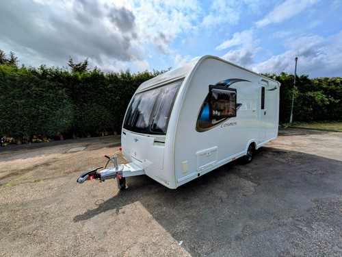 LUNAR COSMOS 462 - 2017 2 BERTH CARAVAN WITH MOTOR MOVER | eBay UK