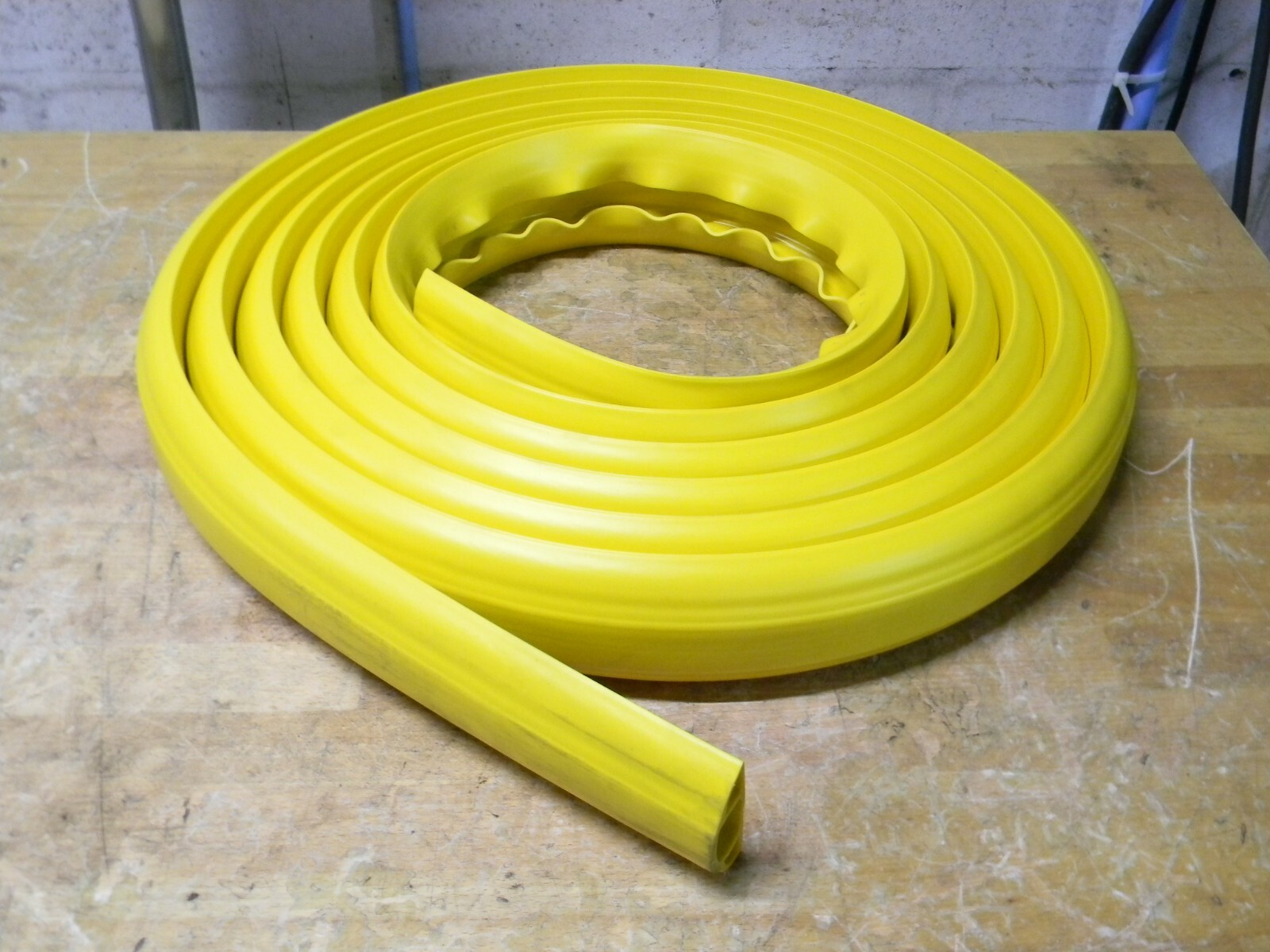 Hubbell FloorTrak 25 Ft. Flexible Protective Cable Cover PVC Yellow ...