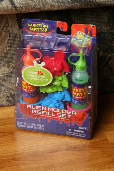 Martian Matter Alien Molder Refill Set Makes 15 Aliens 2007 Hasbro for ...