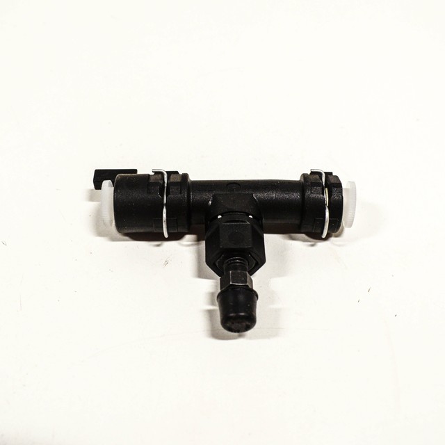 Volkswagen Golf Mk5 Clutch Bleeder Assembly 1J0721468E OEM for sale ...