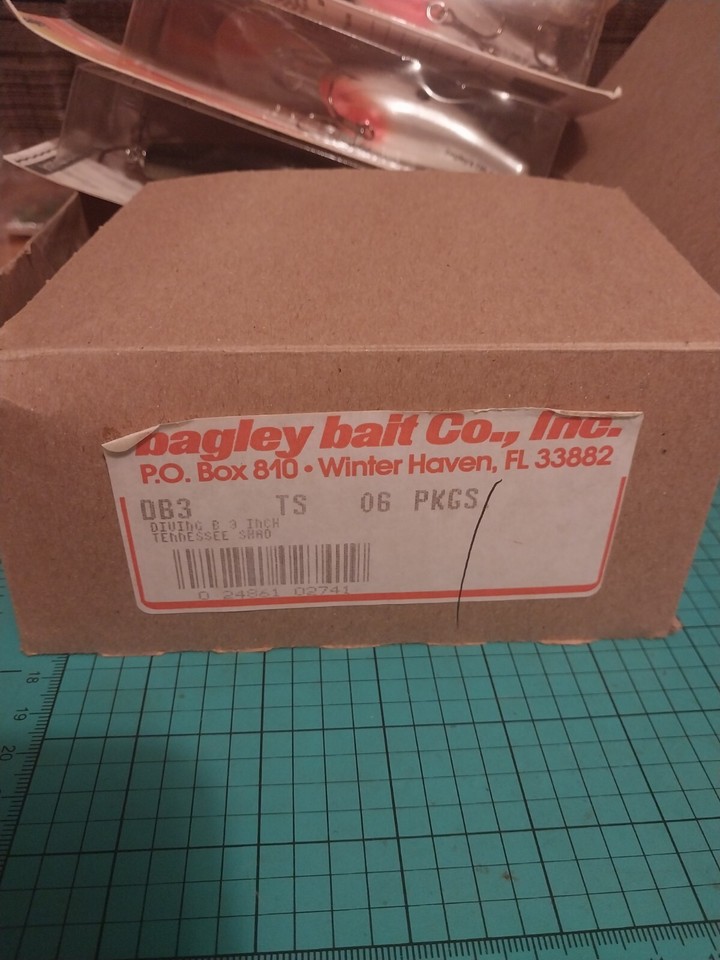 Vintage Bagley Dealer Box With Original Lures In It Db3 Ts 6 Lures Near ...