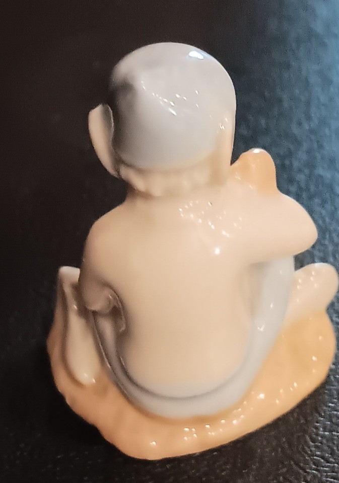 WADE IRELAND, LEPRECAUN/GNOME/ELF, TAILOR | eBay