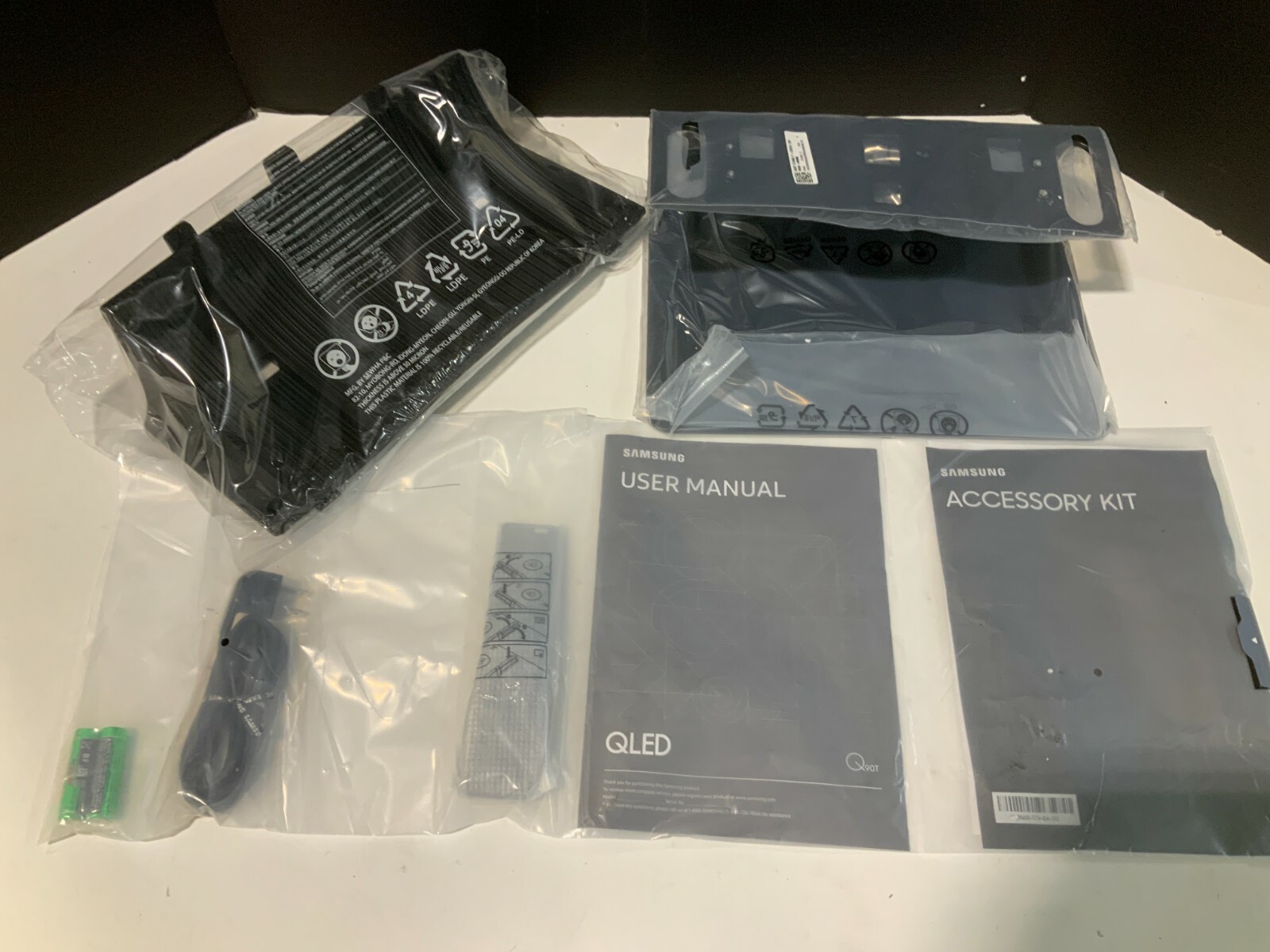 Samsung Q90T 55" 4K QLED Smart TV - Titan Black for sale online | eBay