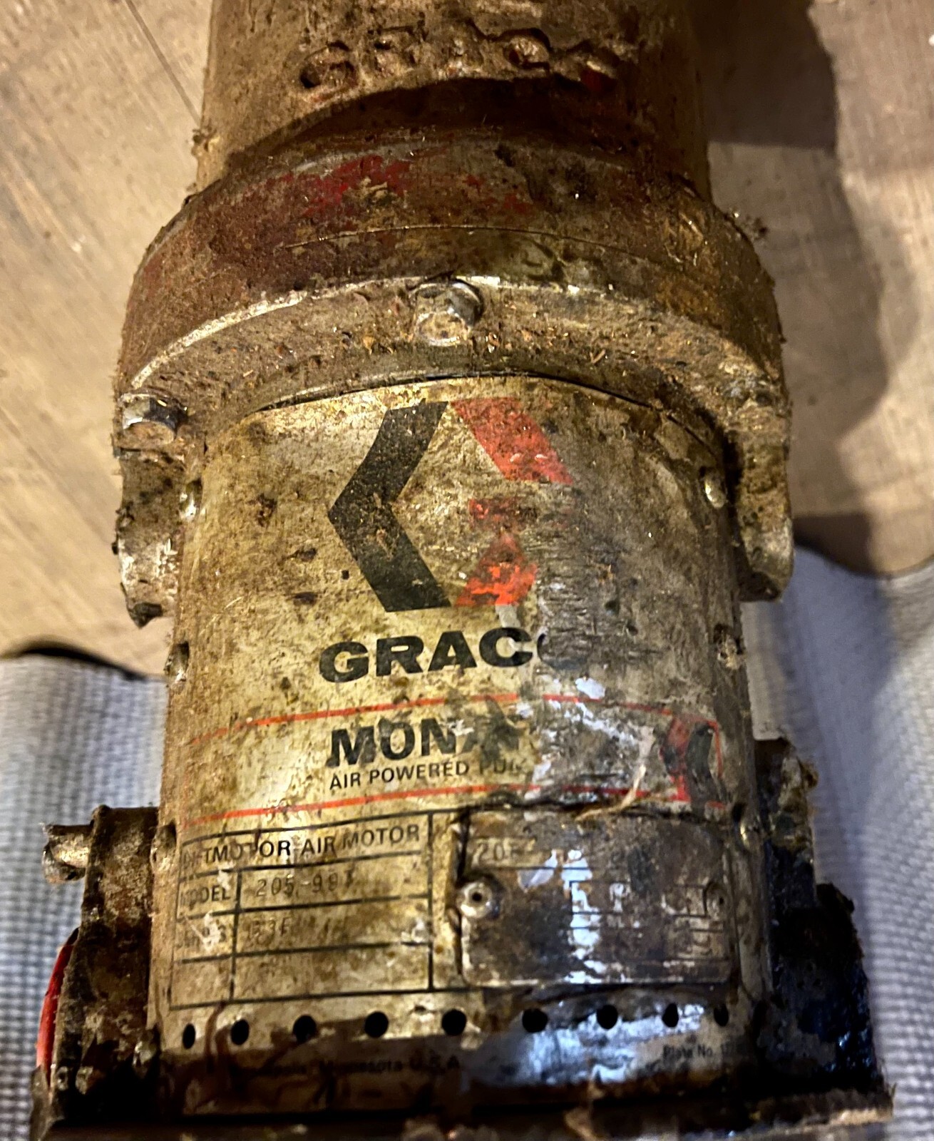 GRACO Monark 205-997 224-343 Air Powered Pump **No Shipping / Pick Up ...