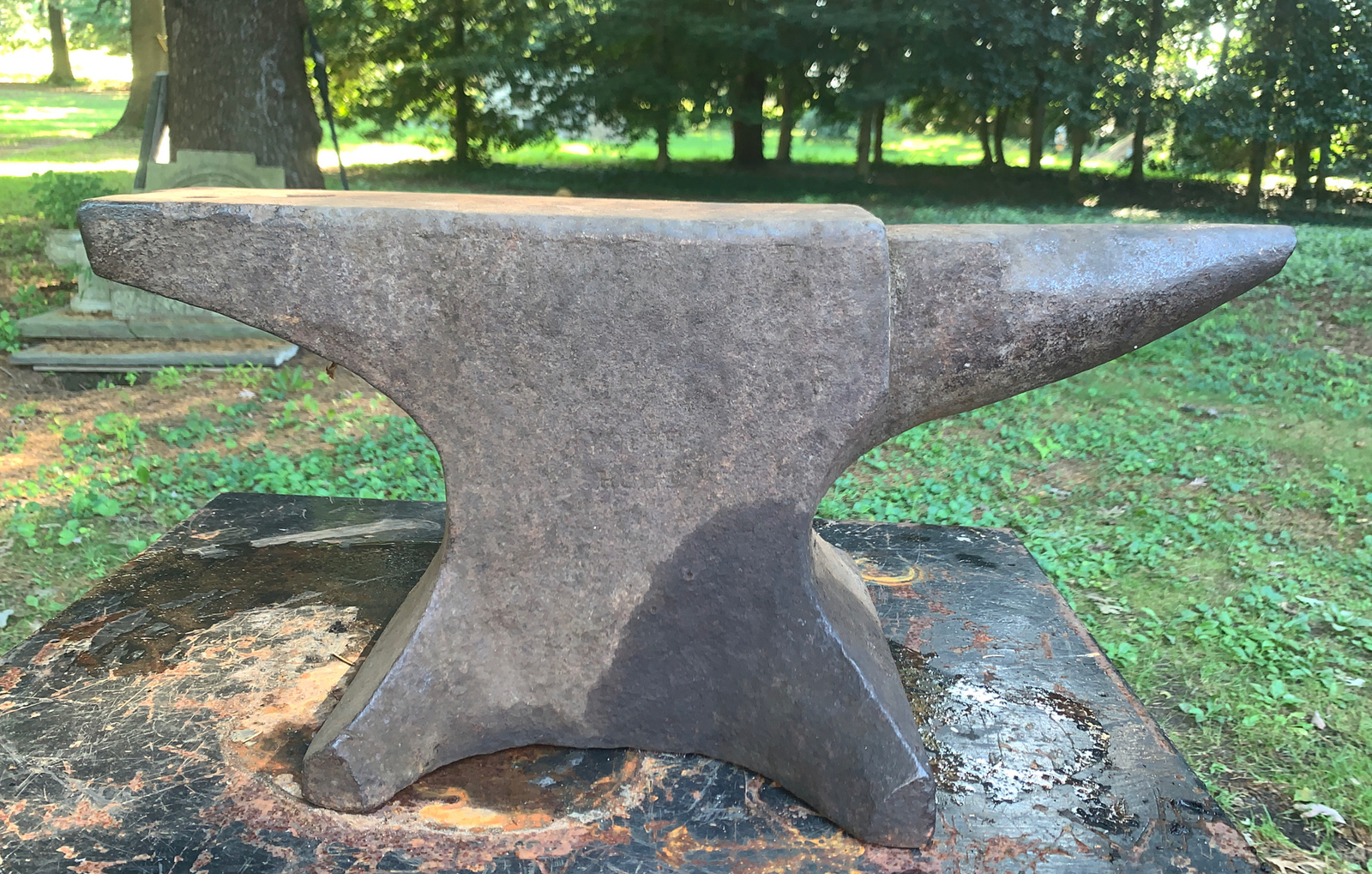 Antique Mouse Hole Anvil 175lb | eBay