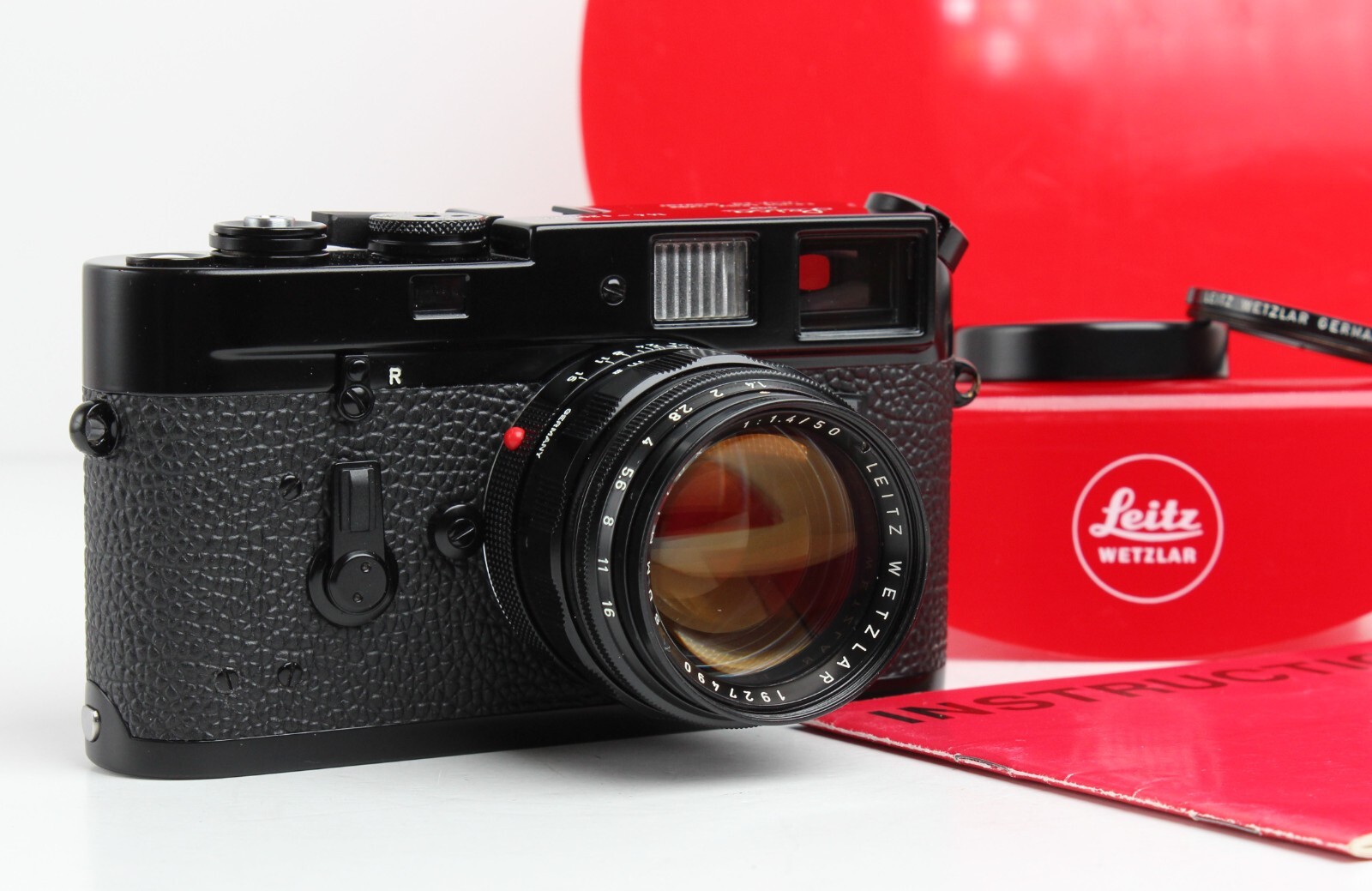 Leica Leitz M4 Black Paint w/50mm f/1.4 Summilux-M Black Paint Lens Kit ...