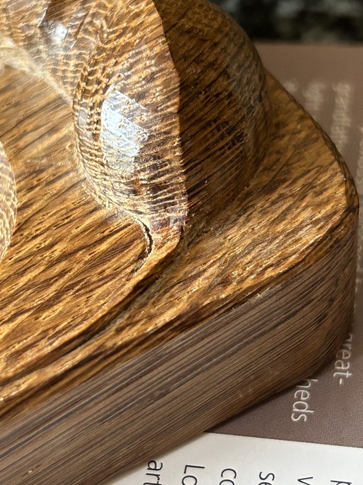 ROBERT MOUSEMAN THOMPSON HAND CARVED OAK PIN TRAY WITH SIGNATURE MOUSE ...