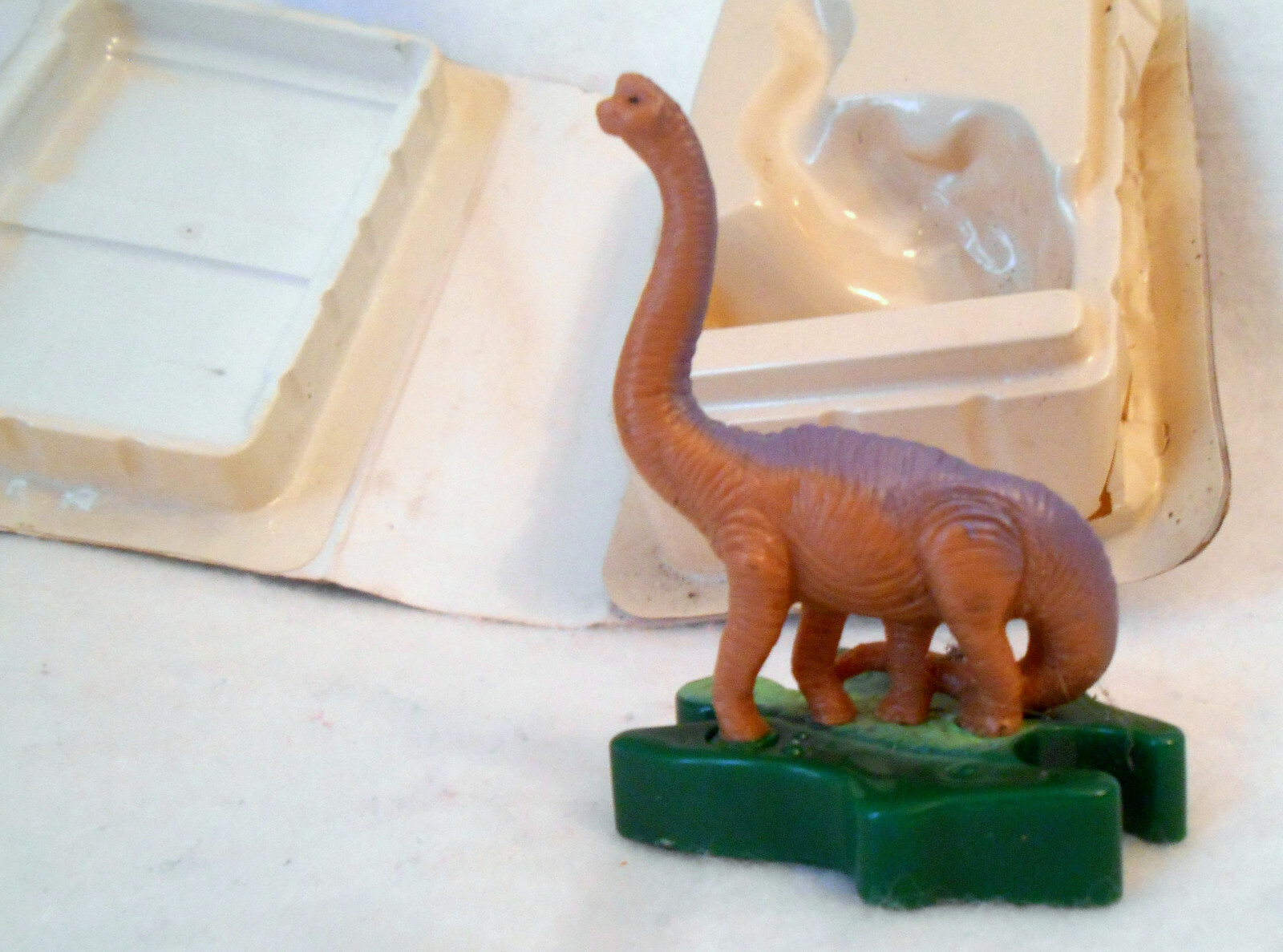 2000 McDonalds Disney Dinosaur Happy Meal Toys Baylene NEW | eBay
