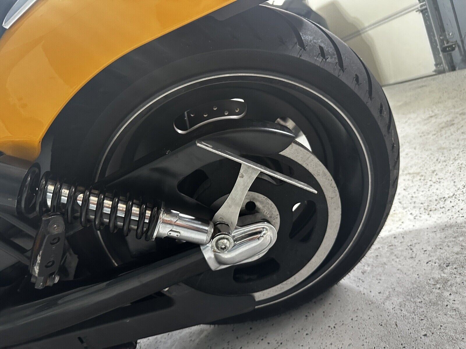 Flat License Plate Relocation Bracket for HARLEY-DAVIDSON NIGHT ROD ...