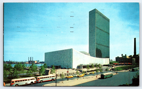 VINTAGE OLD OUTDOOR POSTCARD PHOTO CAR BUS UNITED NATIONS BUILDING NEW ...